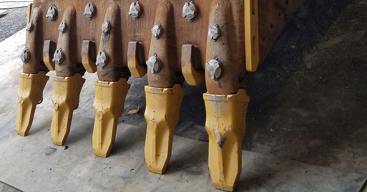 Cat 365 Excavator Bucket Rebuild | Hudson Valley Welding NY NJ PA CT